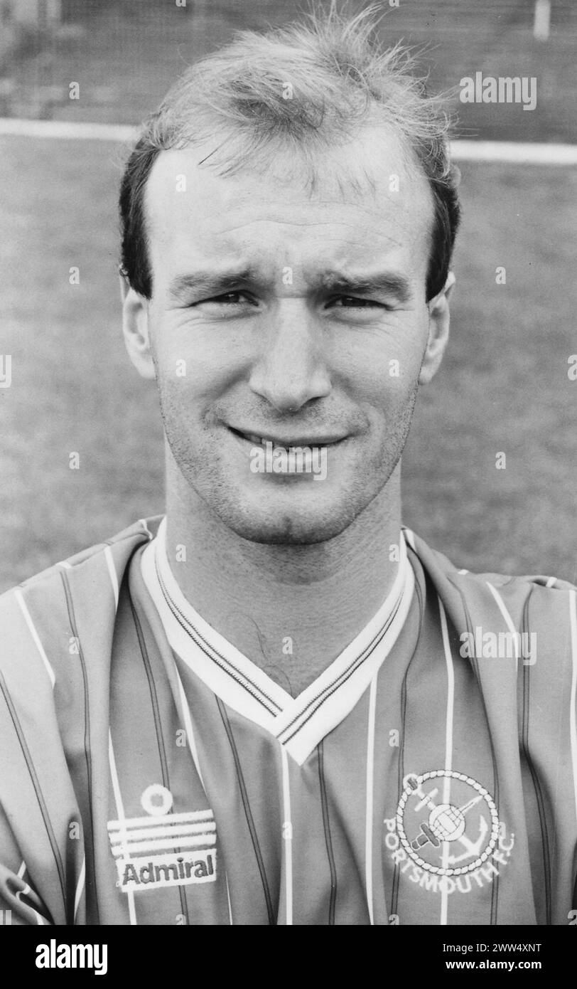PORTSMOUTH FC BILLY GILBERT 1987. PIC MIKE WALKER, 1987 Stock Photo - Alamy