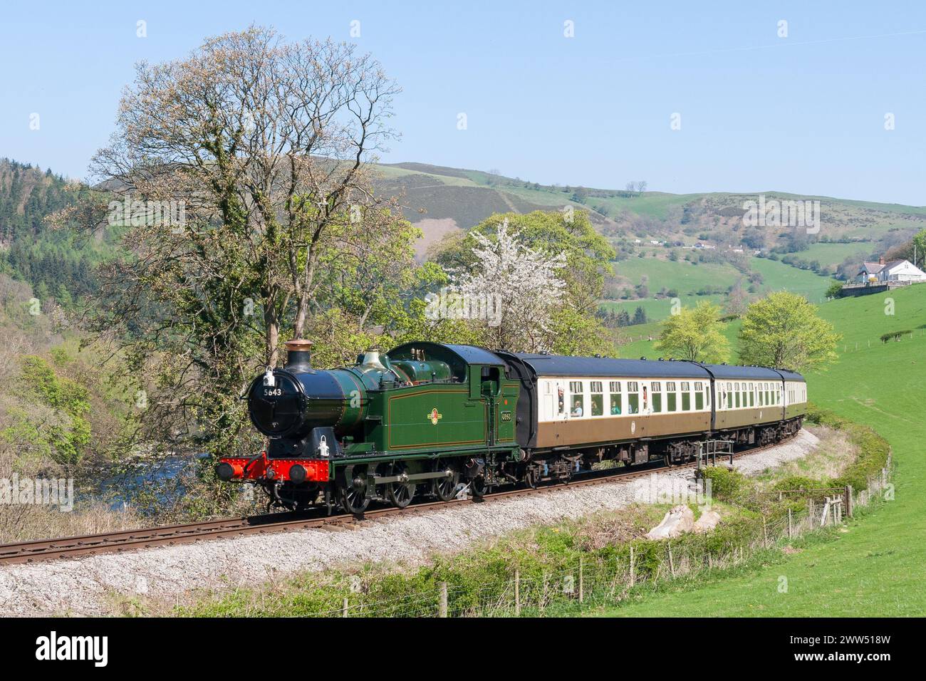 Gwr steam train hi-res stock photography and images - Alamy