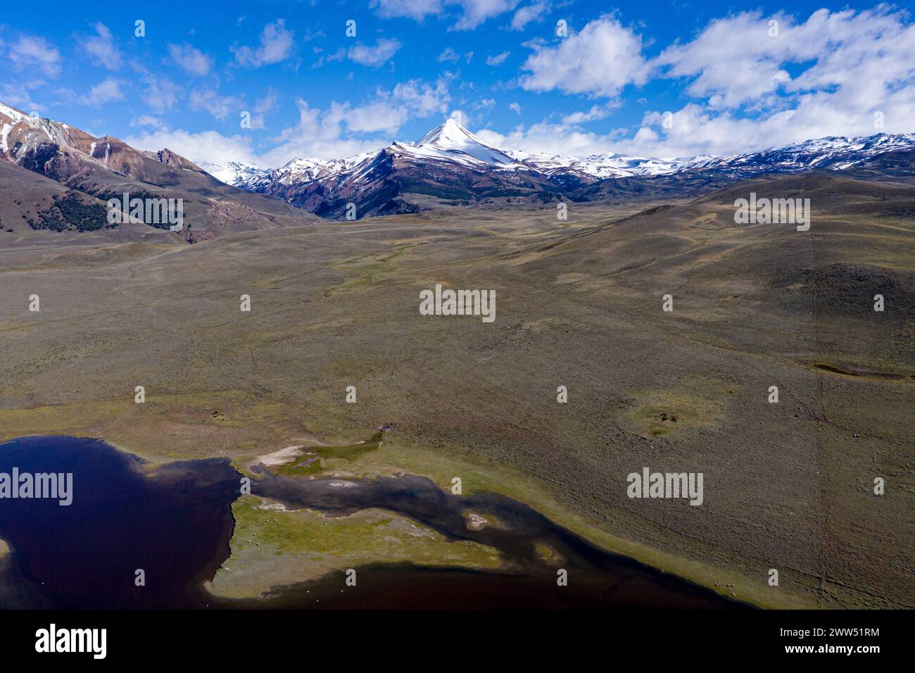 Lakes and mountains between Chile Chico and Jeinimeni National Park ...