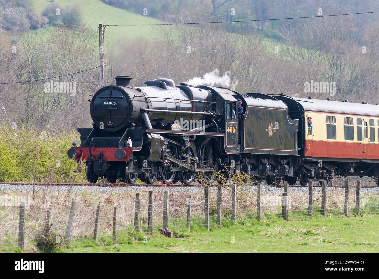 A steam train 44806 on the Llangollen Railway Stock Photo - Alamy