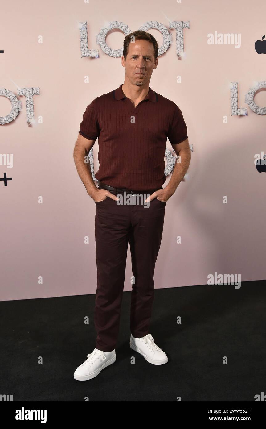 Nate Faxon arrives at the season two photo call for "Loot" on Thursday ...