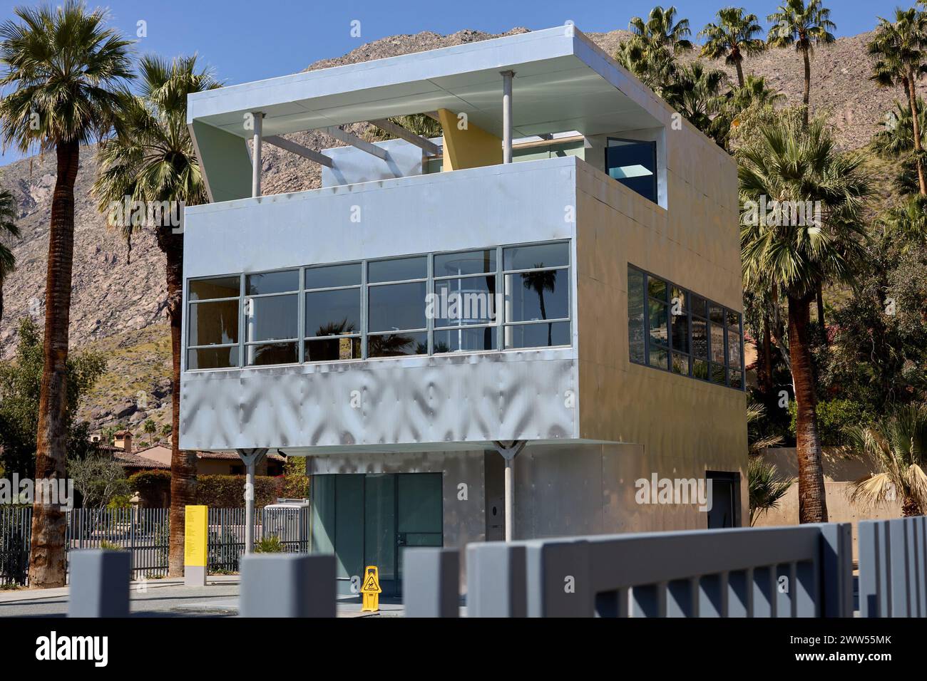 Palm Springs, California, USA. 21st Mar, 2024. The completed assembly ...