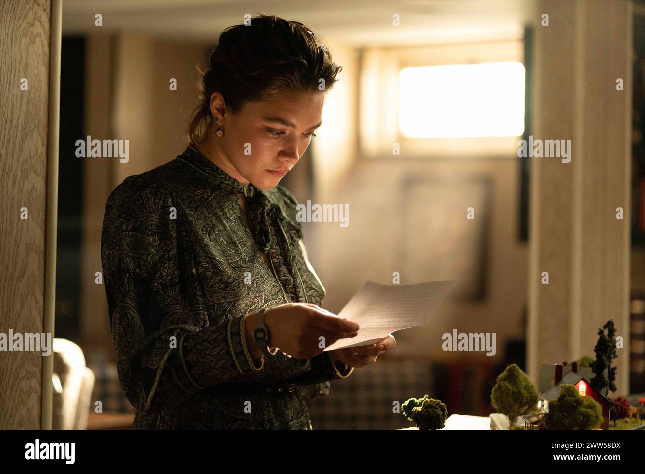 Florence pugh a good person hi-res stock photography and images - Alamy
