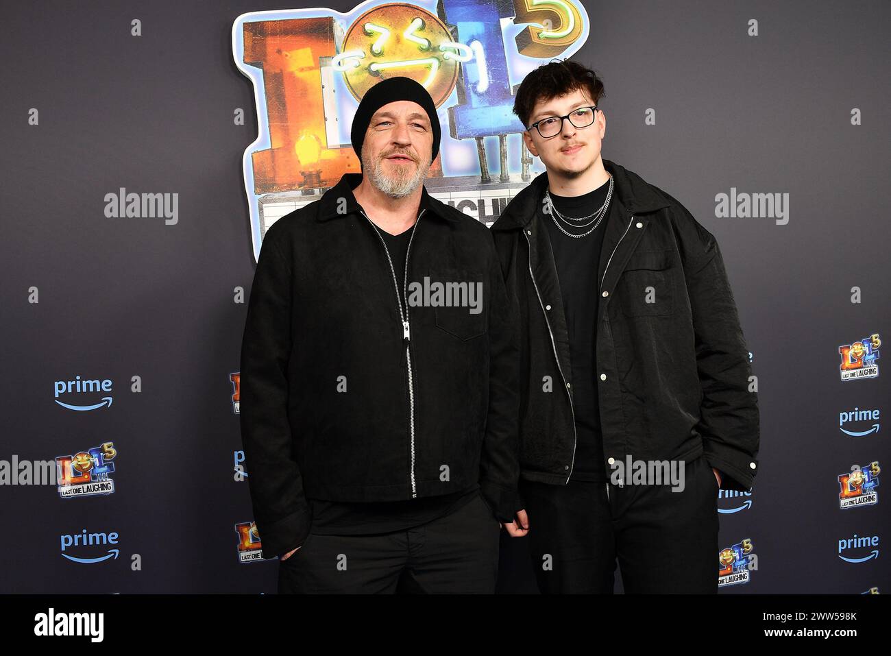 Torsten Straeter und sein Sohn bei der Serien Premiere der 5. Staffel ...