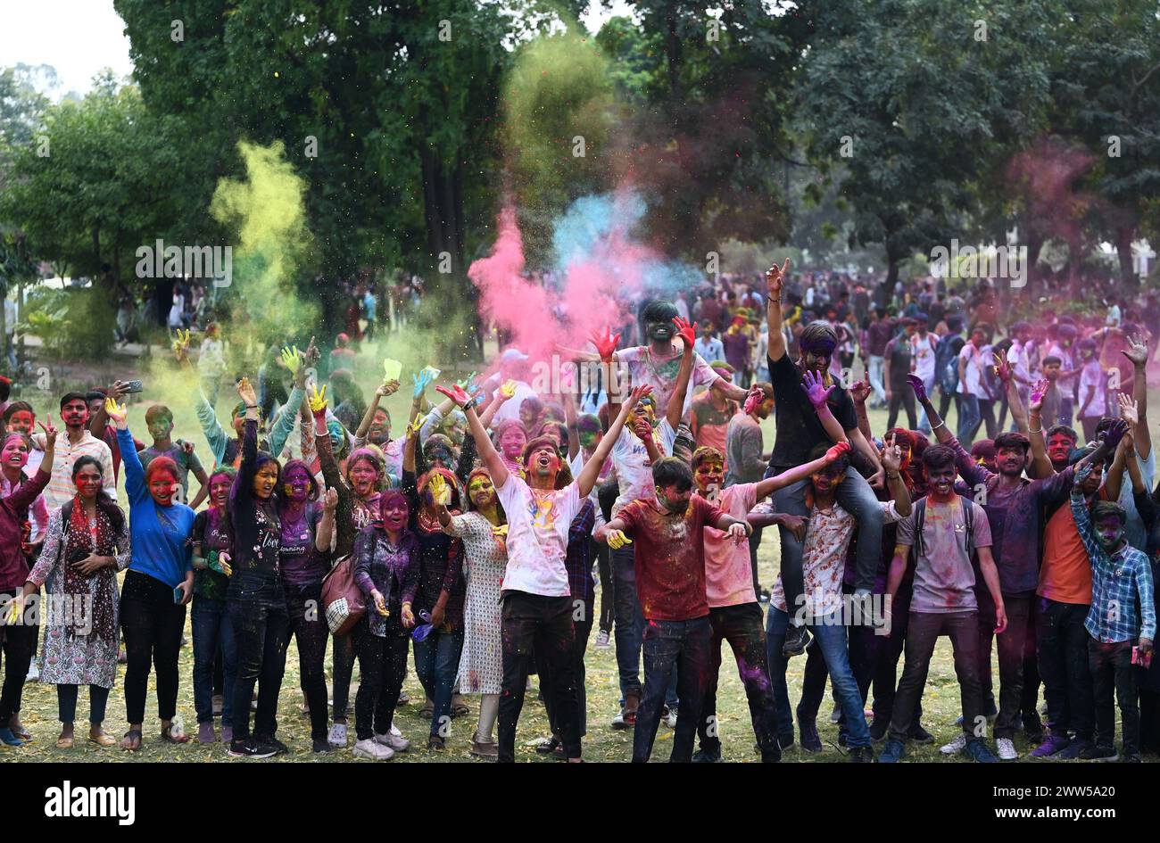 Lucknow, India. 21st Mar, 2024. LUCKNOW, INDIA - MARCH 21: Pre Holi ...