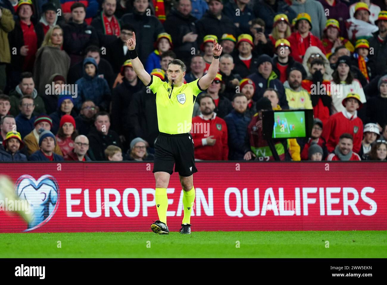 Rules of play cardiff hi-res stock photography and images - Alamy