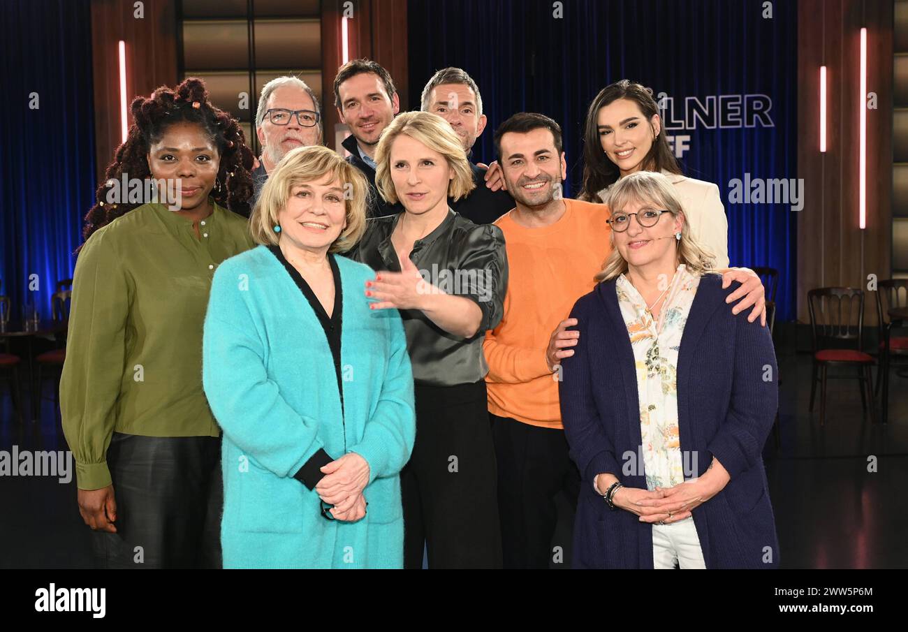 Schauspielerin Dela Dabulamanzi, Sängerin Mary Roos, Moderatorin Susan ...