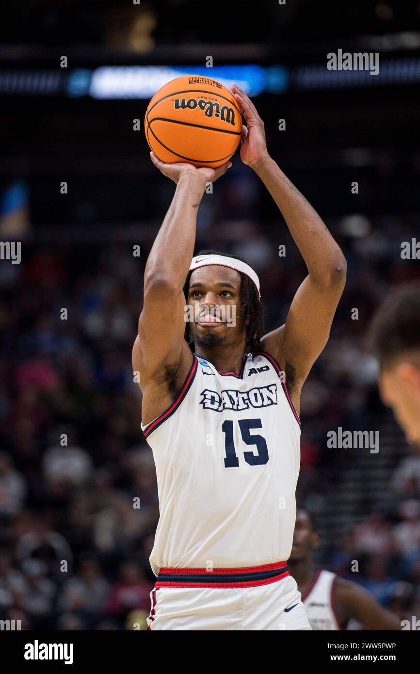 Dayton forward DaRon Holmes II shoots a free throw against Nevada ...