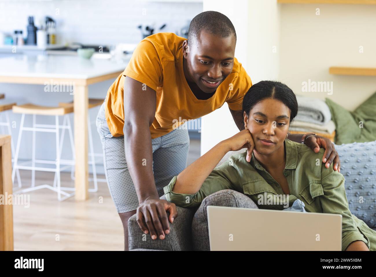 Cozy home environment hi-res stock photography and images - Alamy