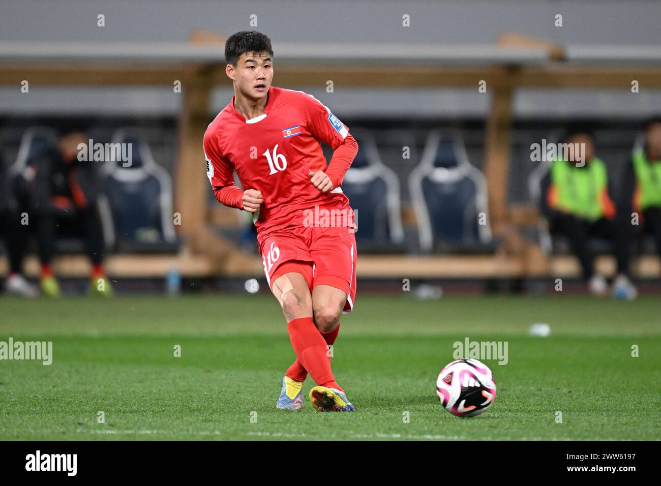 Kim yu song hi-res stock photography and images - Alamy