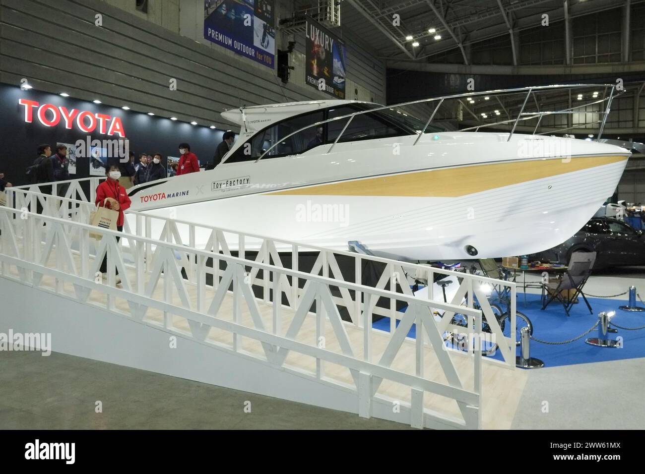 2024/03/21, Yokohama, Toyota with a Ponam-28V Premium Sport Cruiser at ...