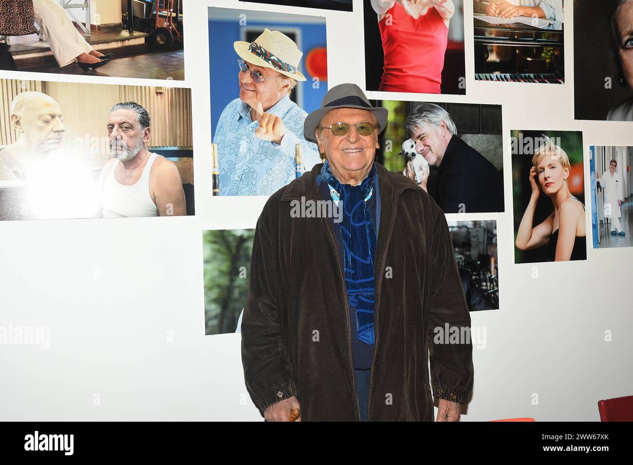 Rome, Arimondi Circle Vernissage of the exhibition "Azzurra Primavera ...