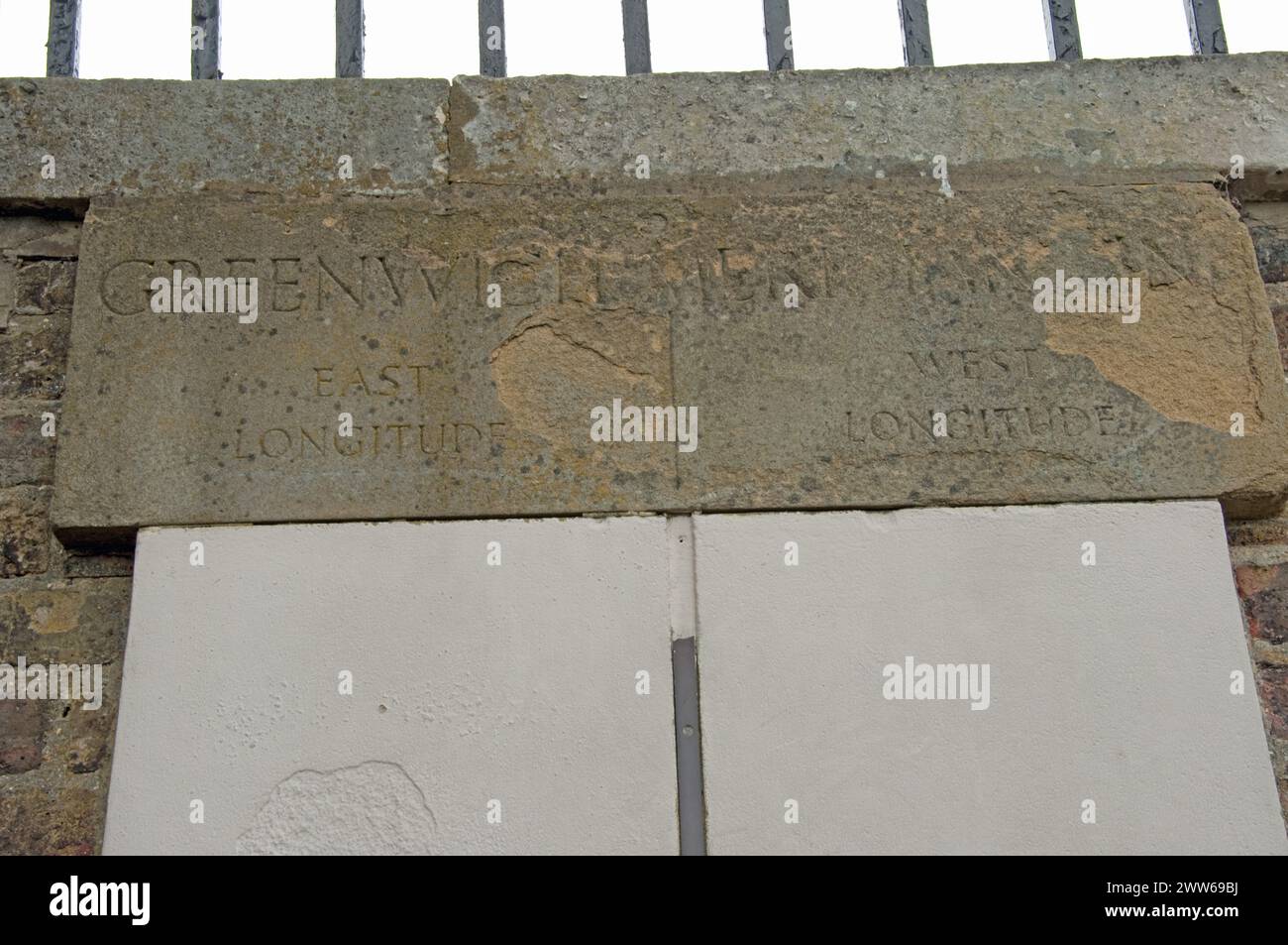 The Greenwich Meridian Line, Royal Observatory, Greenwich, South London ...