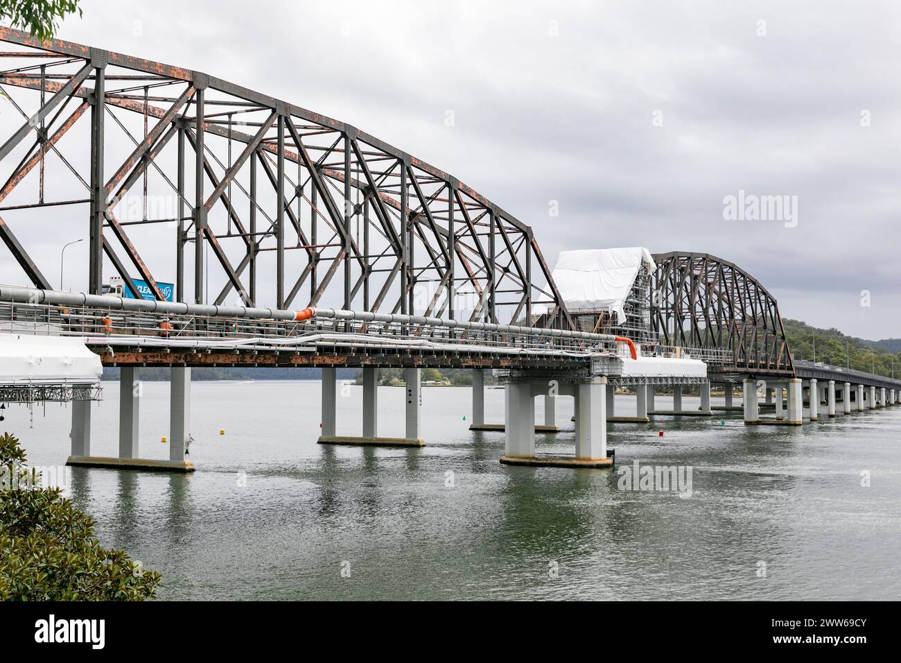 Hawkesbury river bridge hi-res stock photography and images - Alamy