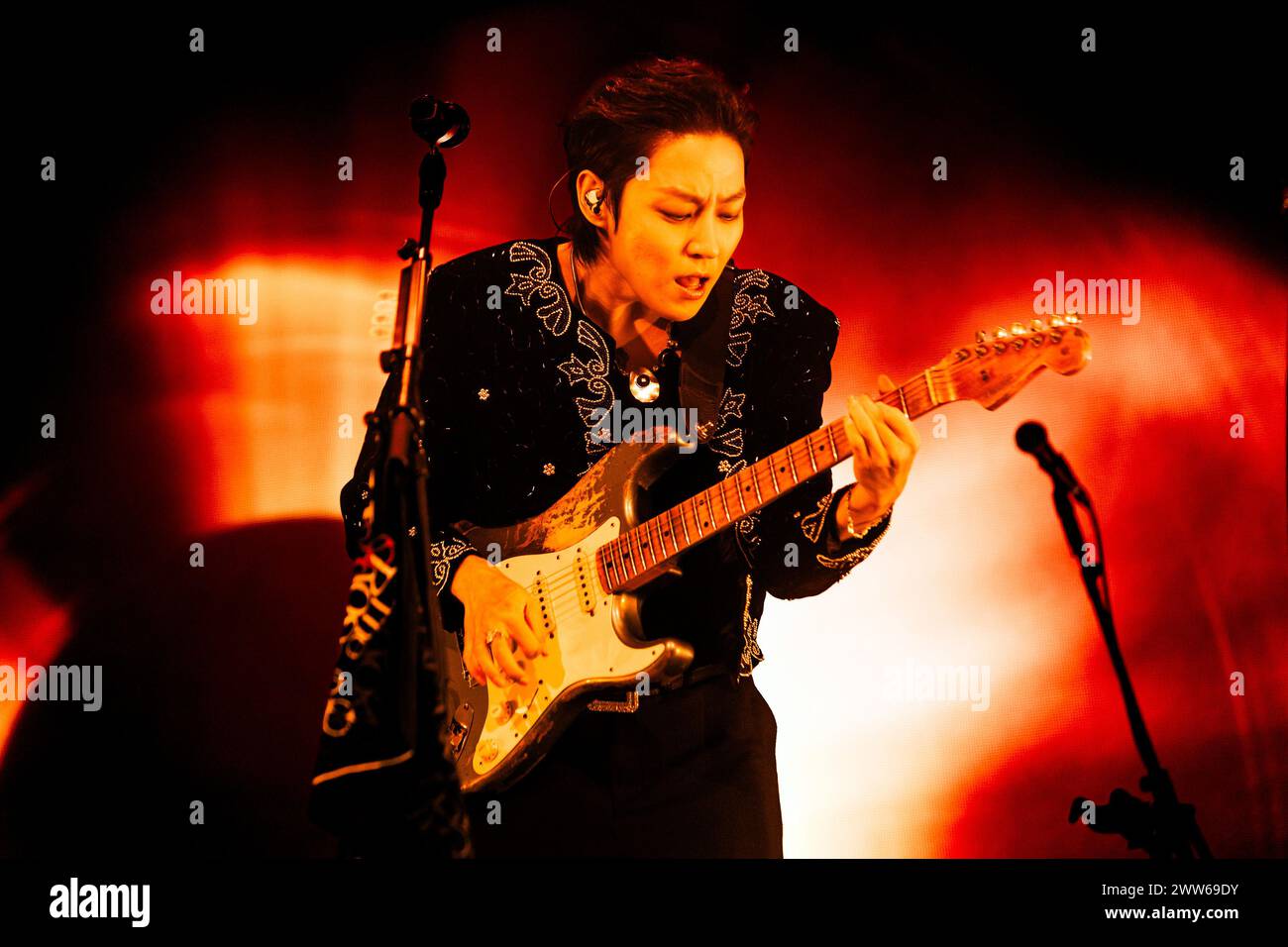 Korean indie rock hi-res stock photography and images - Alamy