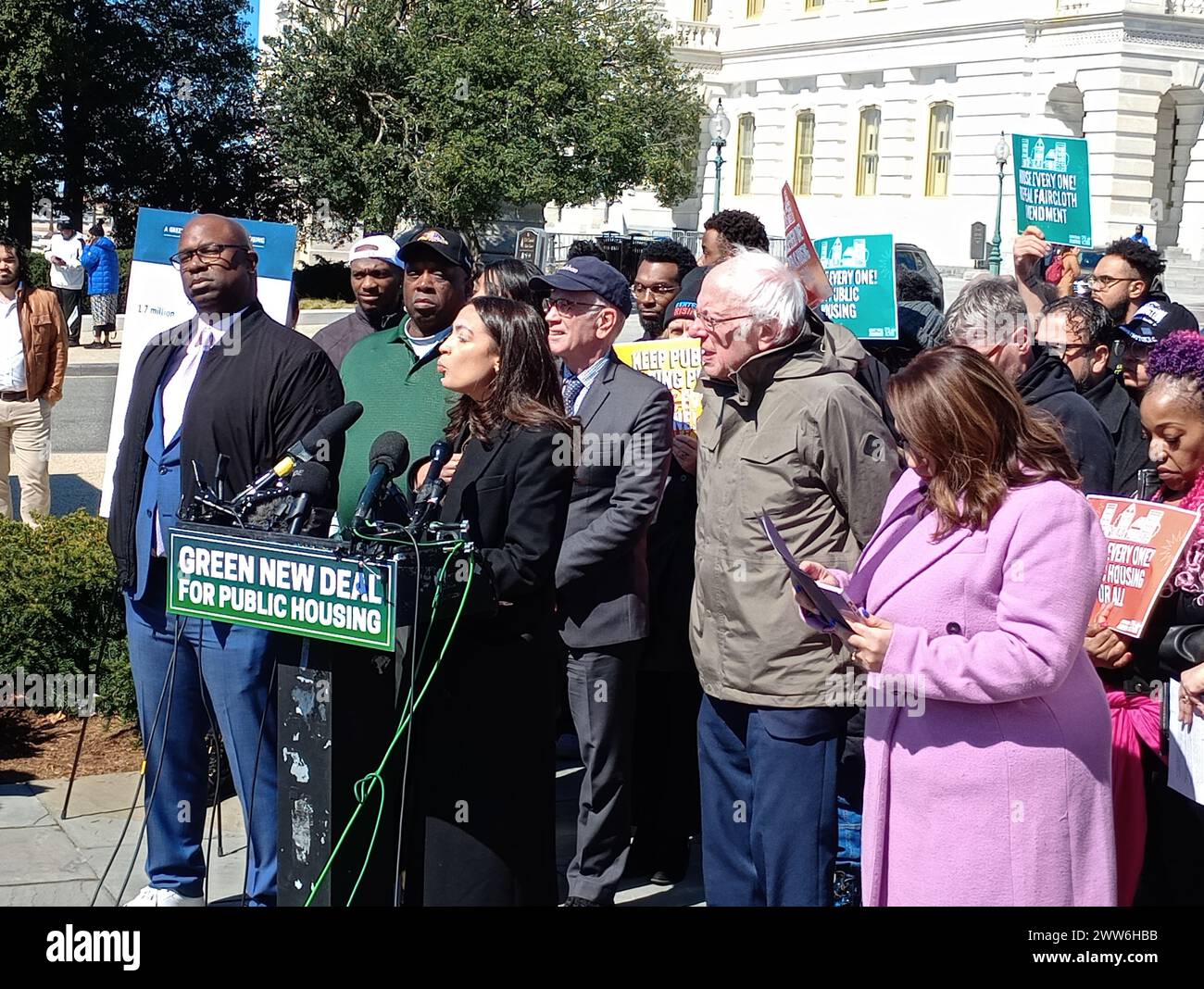 The Triangle, US Capitol, Capitol Hill, Washington DC 20515, Mar 21 ...