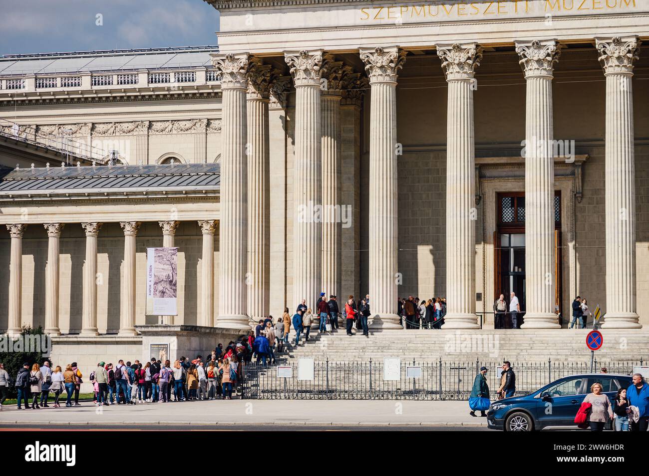Budapest exhibition hi-res stock photography and images - Alamy