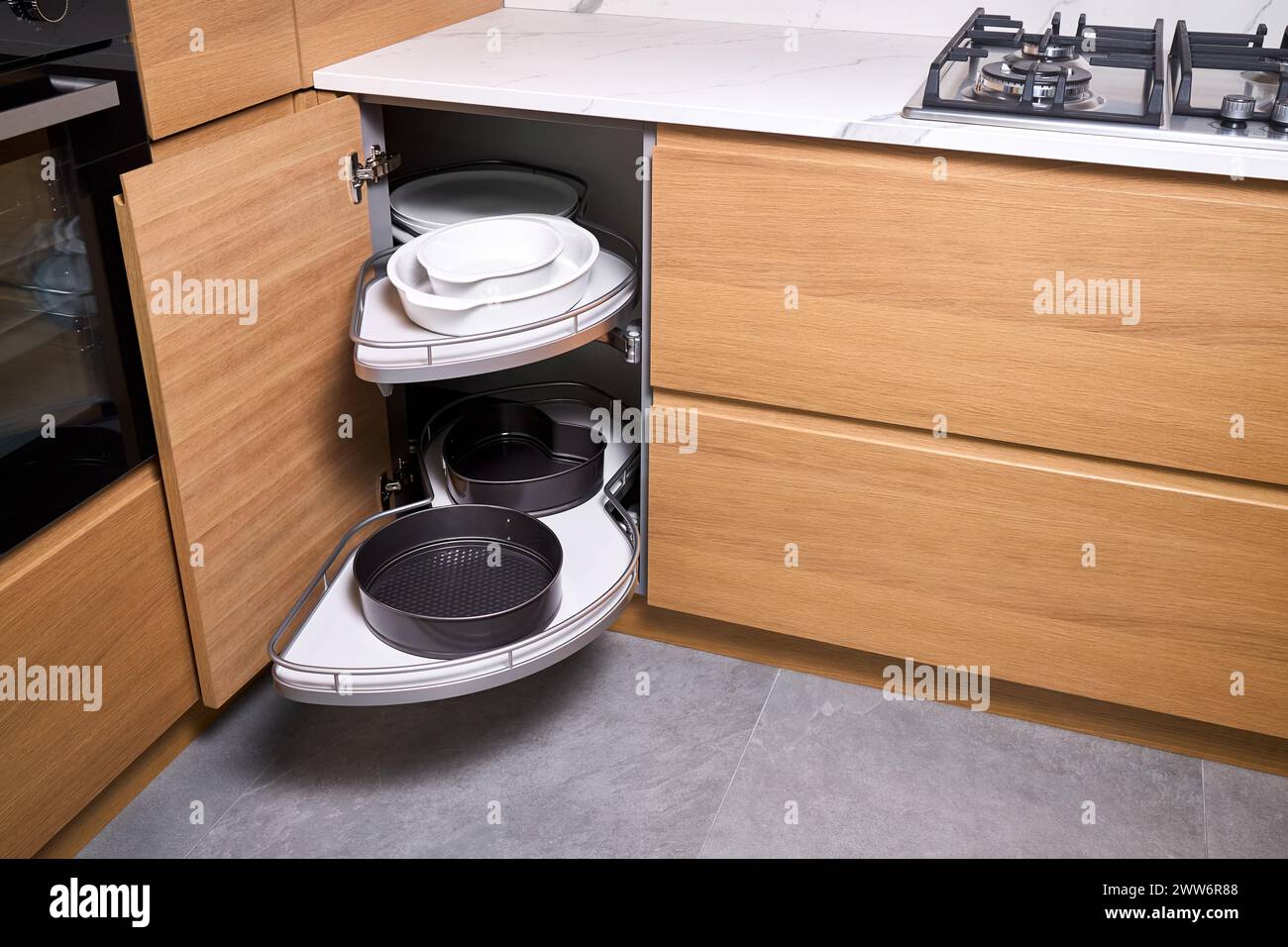 Kitchen access mechanism Magic corner for Blind Corner Cabinets ...