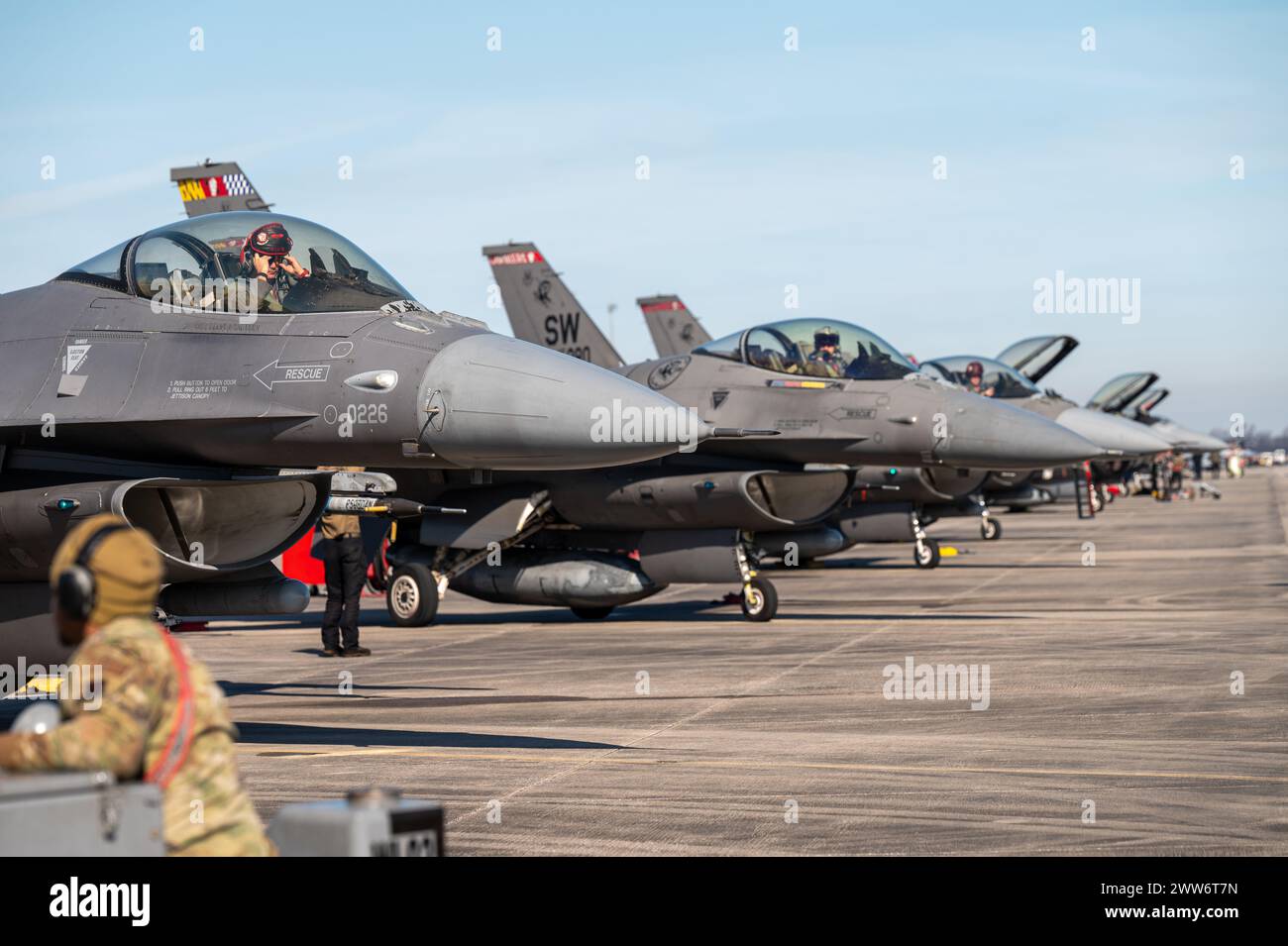 U.S. Air Force F-16C Fighting Falcons stationed at Shaw Air Force Base ...