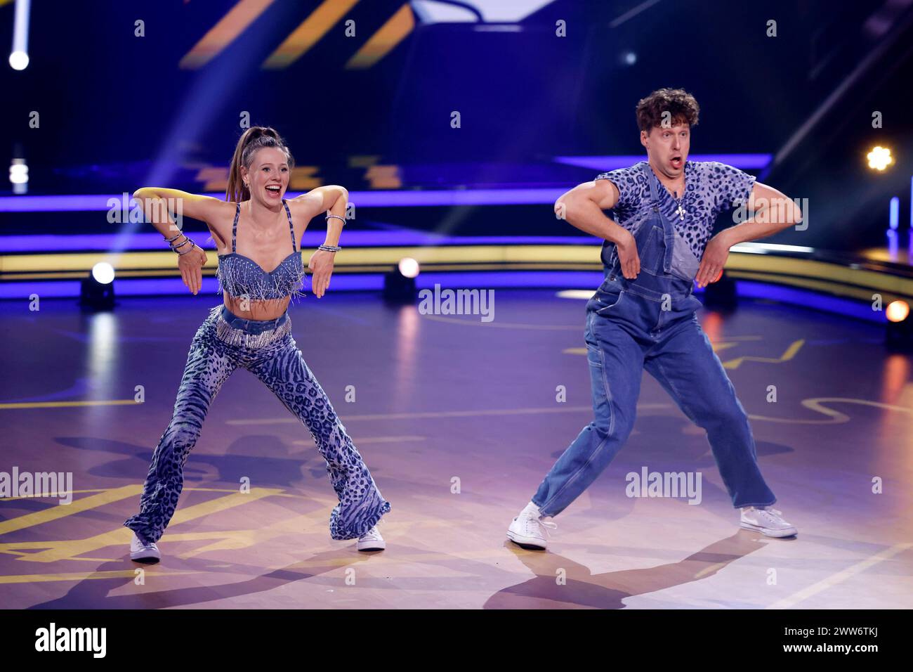 Influencerin Ann-Kathrin Bendixen und Tänzer Valentin Lusin in der ...