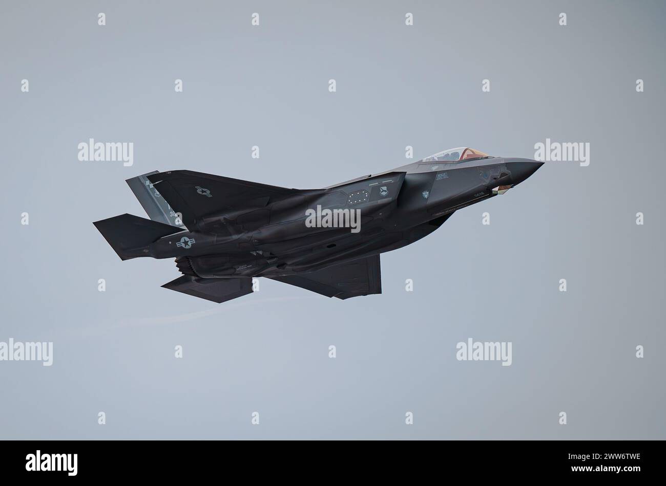 A U.S. Air Force F-35A Lightning II assigned to the 95th Fighter ...