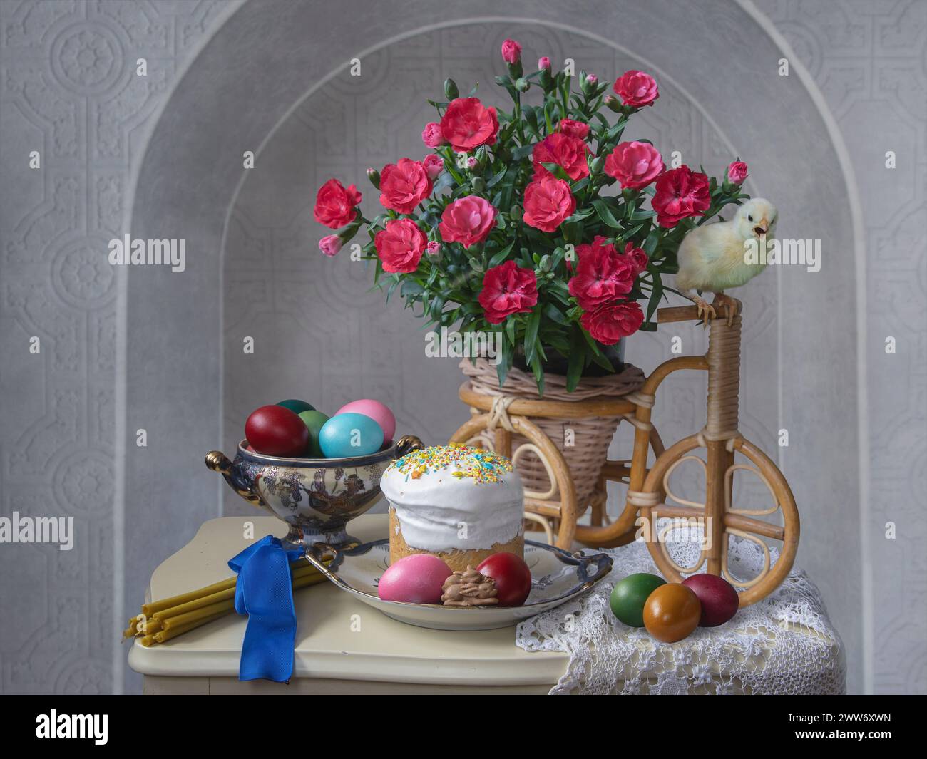 Easter still life with traditional treats and flowers Stock Photo - Alamy