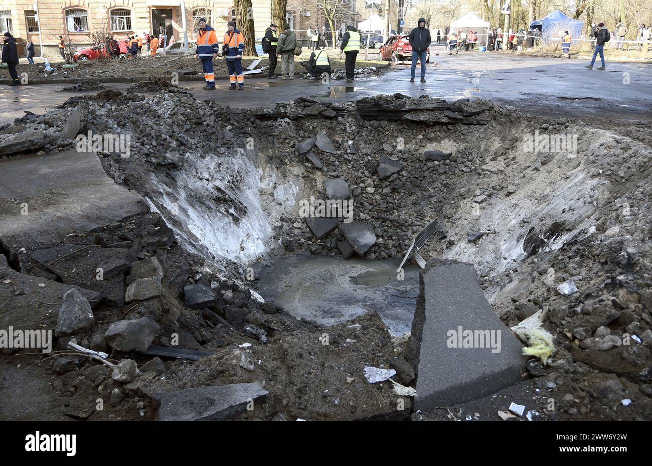 Non Exclusive: KYIV, UKRAINE - MARCH 21, 2024 - A shell crater is seen ...