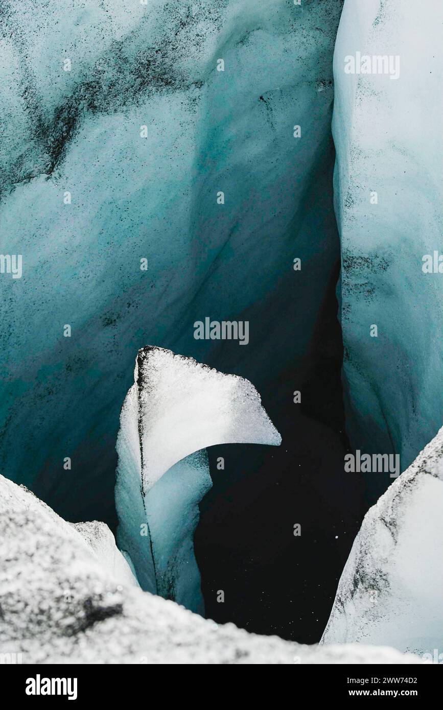Ice sculpture inside a deep dark crevasse on an Icelandic glacier Stock ...