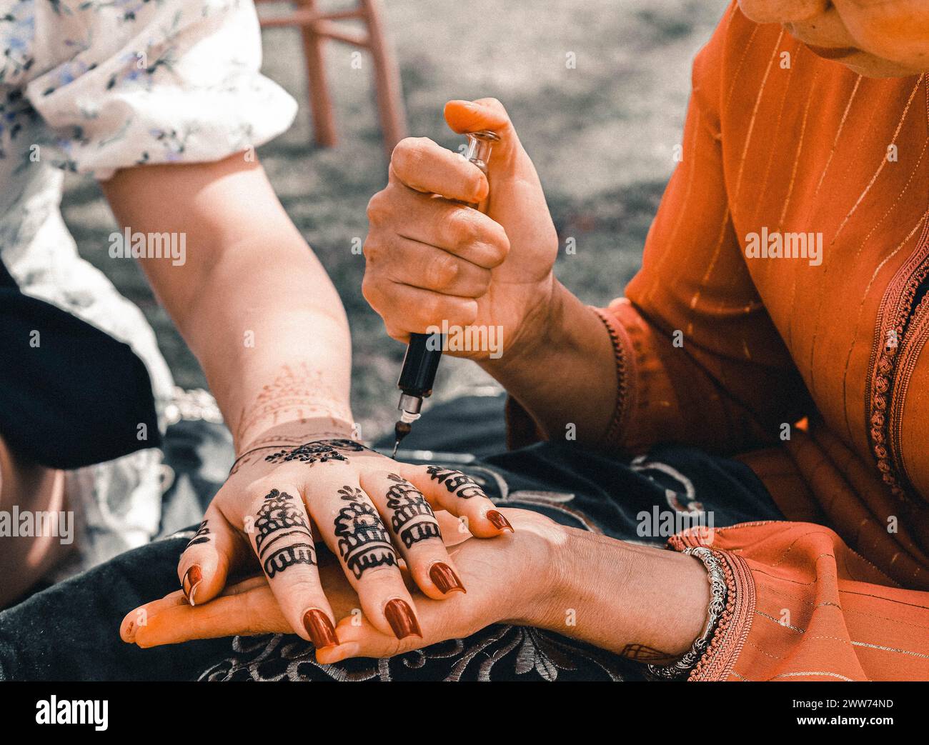 Traditional arabic hi-res stock photography and images - Alamy