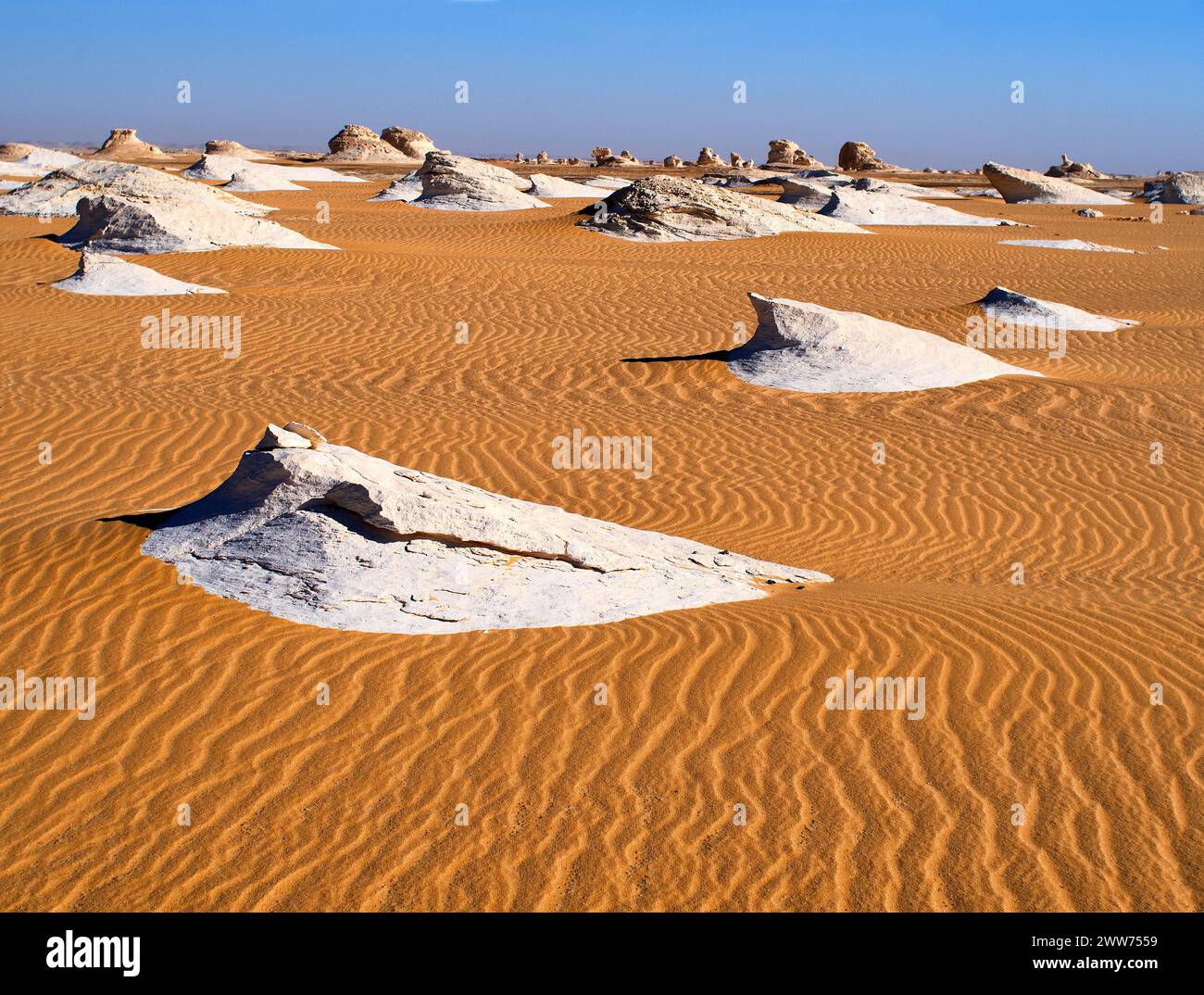 White Desert National Park, Libyan Desert, Egypt Stock Photo - Alamy