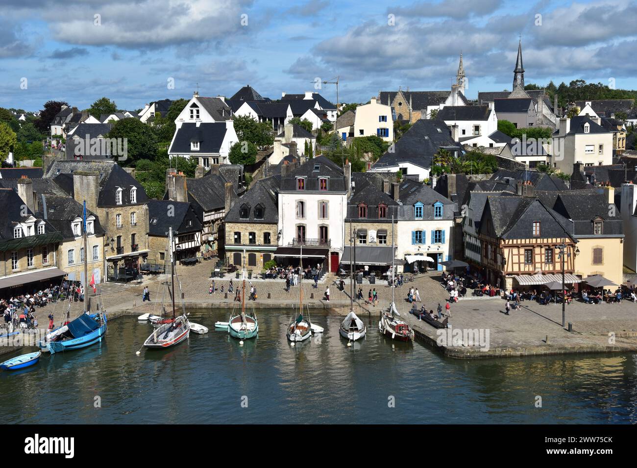 Breton village hi-res stock photography and images - Alamy