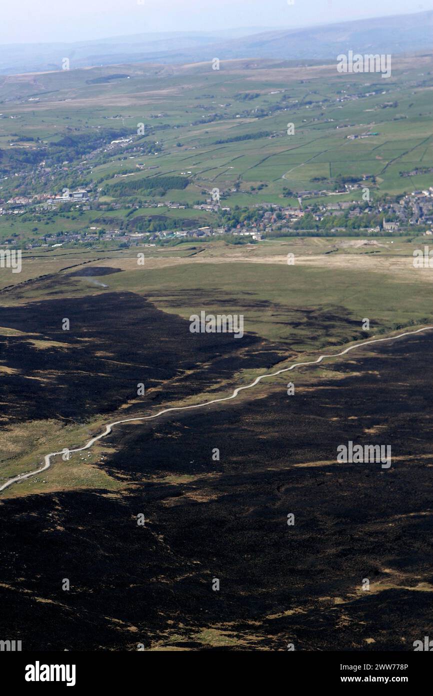 04/05/11. ..Vast areas, some the larger than towns, continue to smolder ...