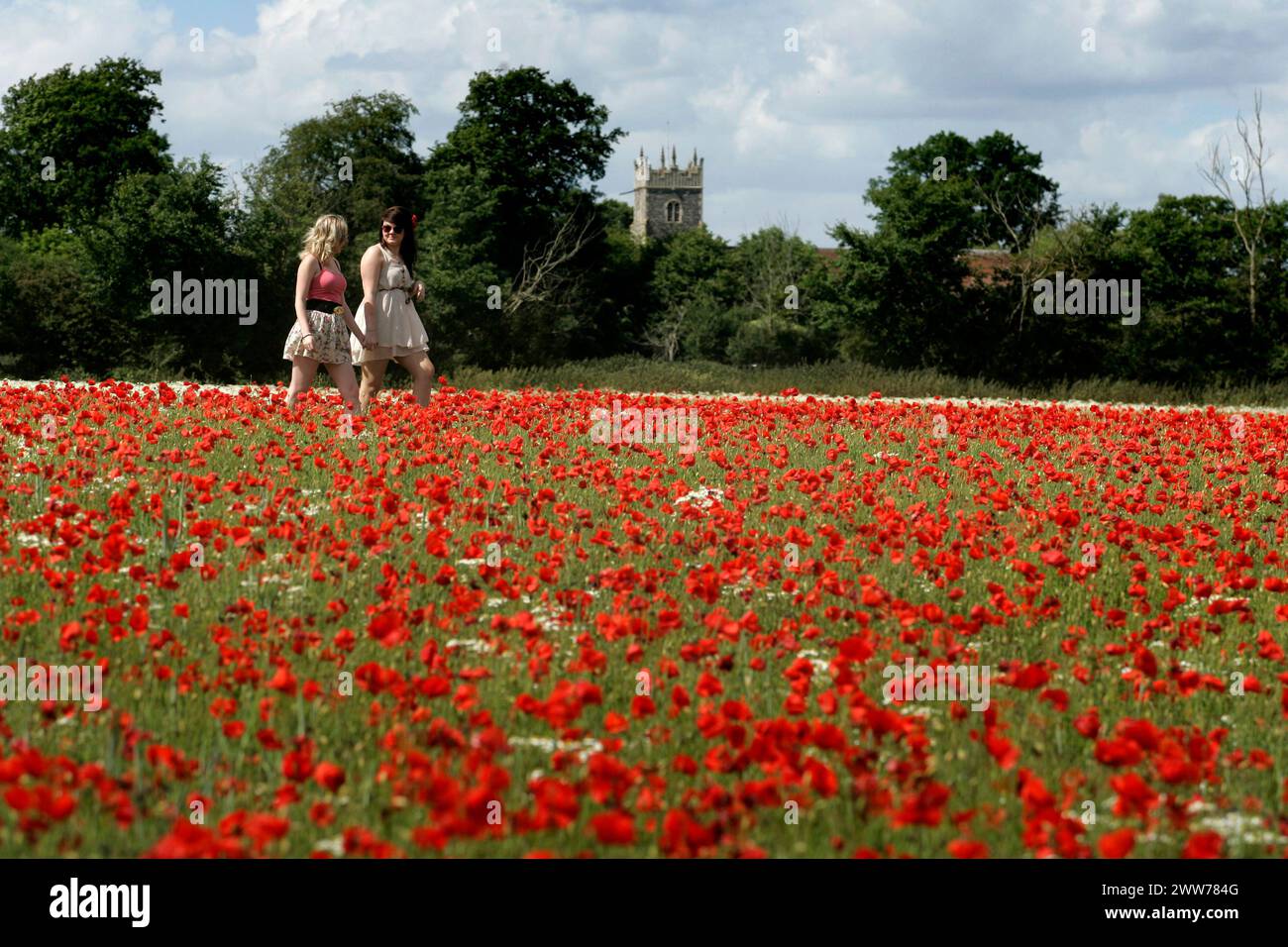 25/05/11...Sixteen-year-old friends Kayleigh Gooderham and Lauren ...