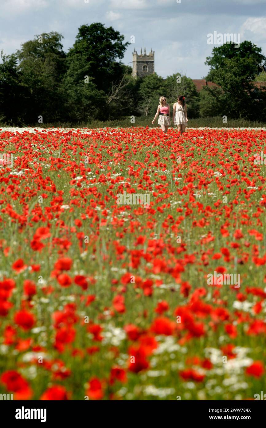 25/05/11...Sixteen-year-old friends Kayleigh Gooderham and Lauren ...