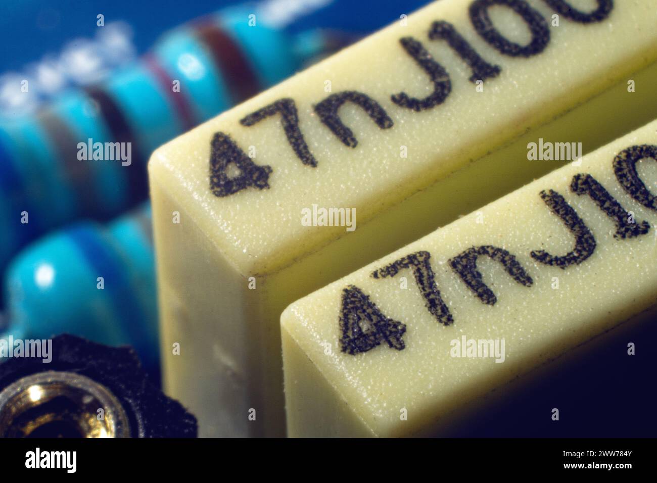 Capacitor capacitors pcb hi-res stock photography and images - Alamy