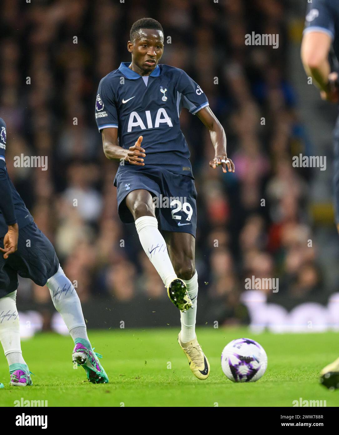 Pape sarr tottenham hi-res stock photography and images - Alamy