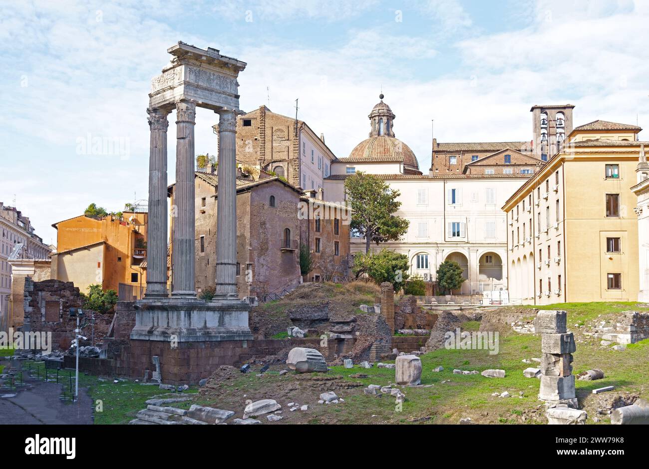 Ruins of the roman Forum from the Palatine Hill Stock Photo - Alamy