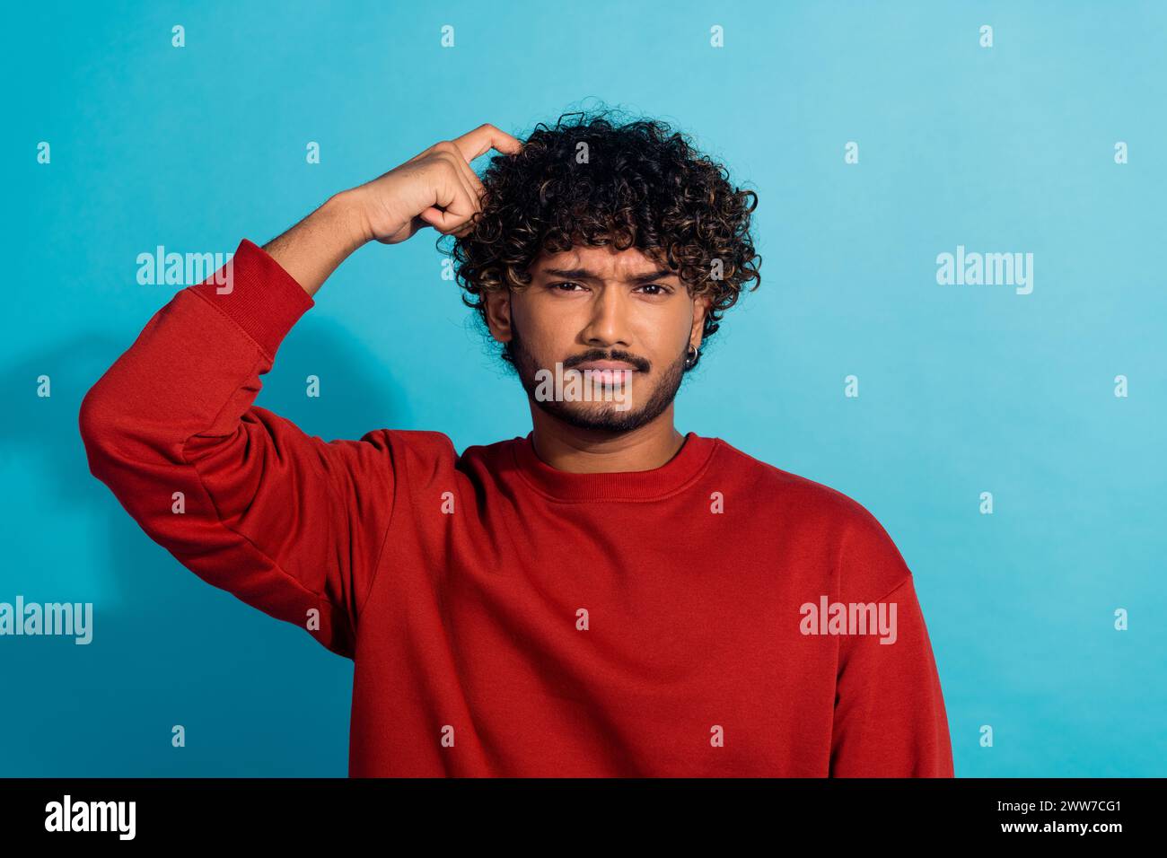 Photo of minded person arm finger scratch head contemplate remember ...