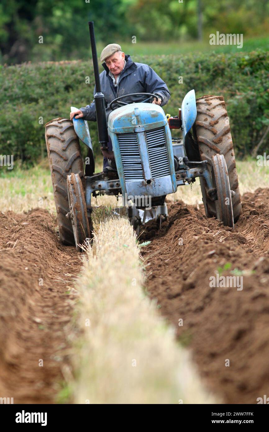 22/09/11...Seventy-nine year old Ron Camp from Ockbrook, Derbyshire is ...