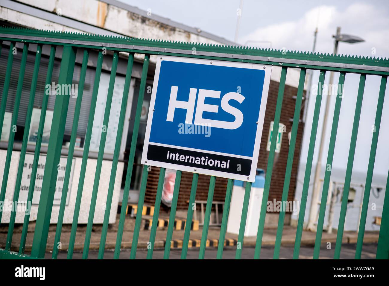 Hes logos hi-res stock photography and images - Alamy