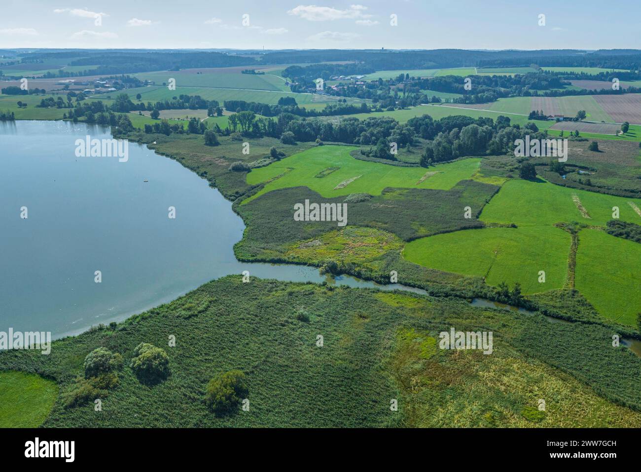 Das Vilstal rund um den Vilstalsee in Niederbayern im Luftbild ...