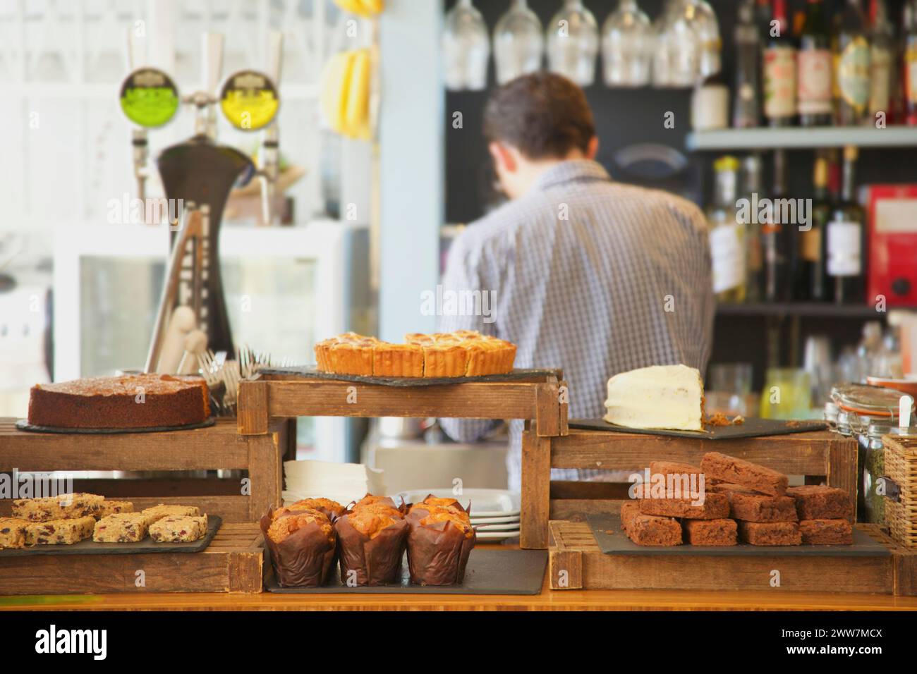 View cafeteria display hi-res stock photography and images - Alamy