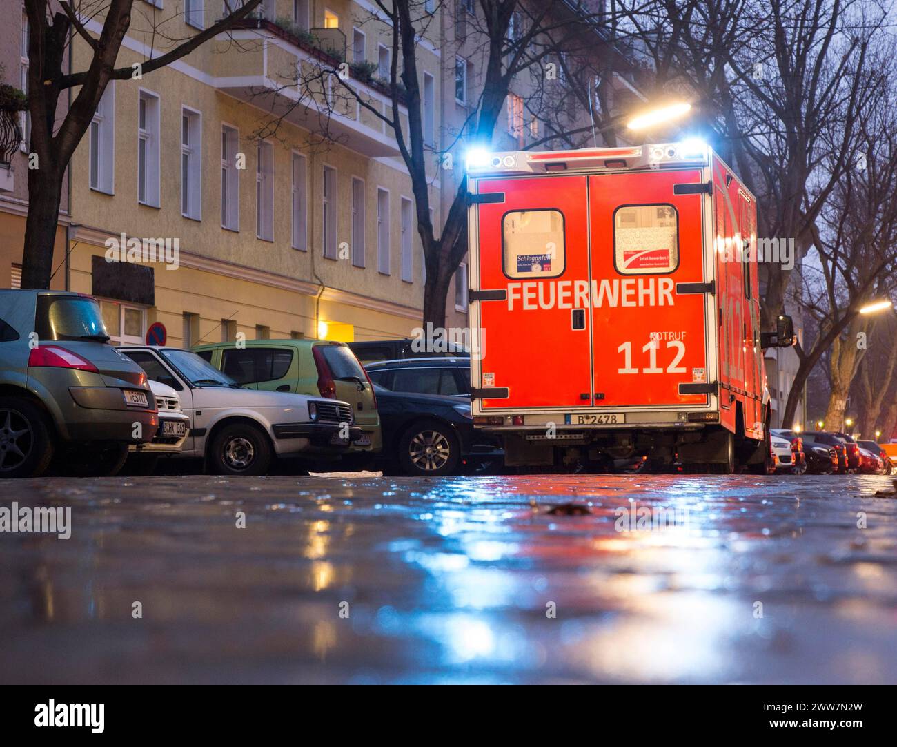 Emergency ambulance berlin fire hi-res stock photography and images - Alamy