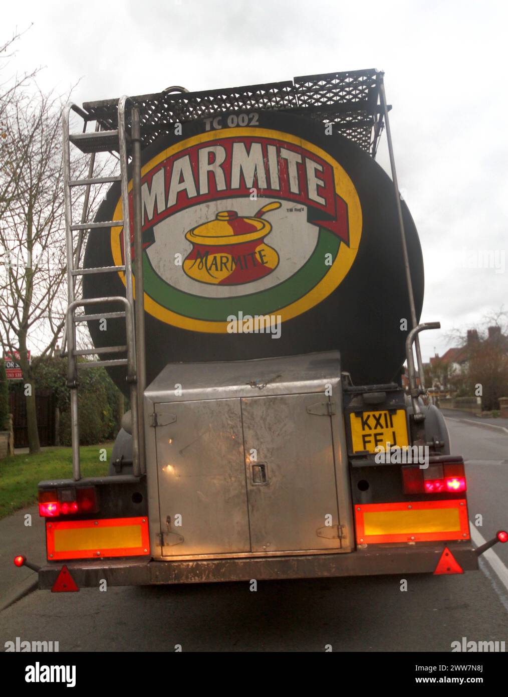Marmite factory burton hi-res stock photography and images - Alamy