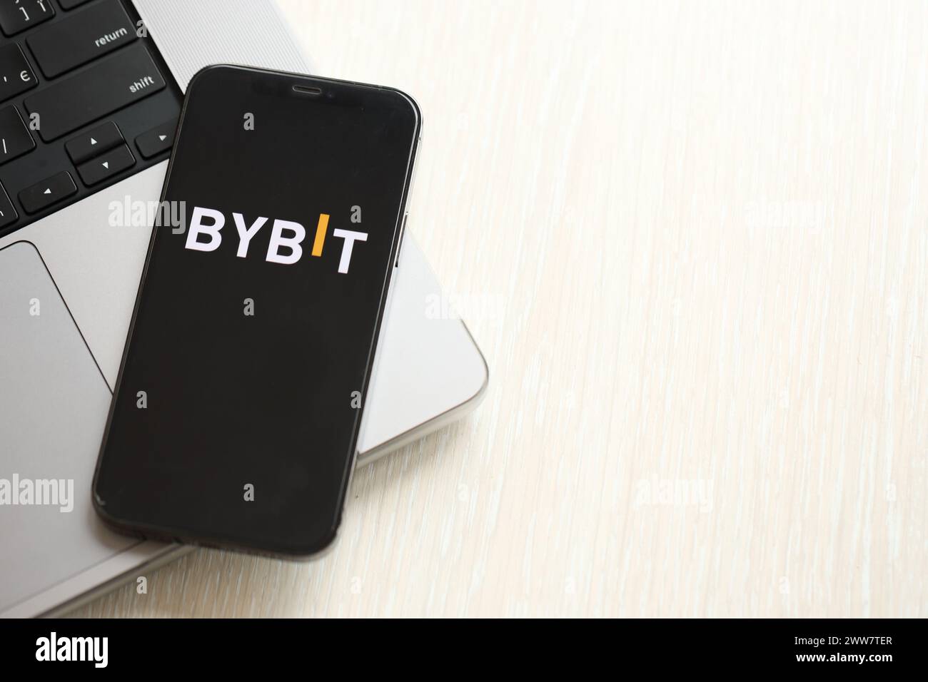 Bybit logo hi-res stock photography and images - Alamy