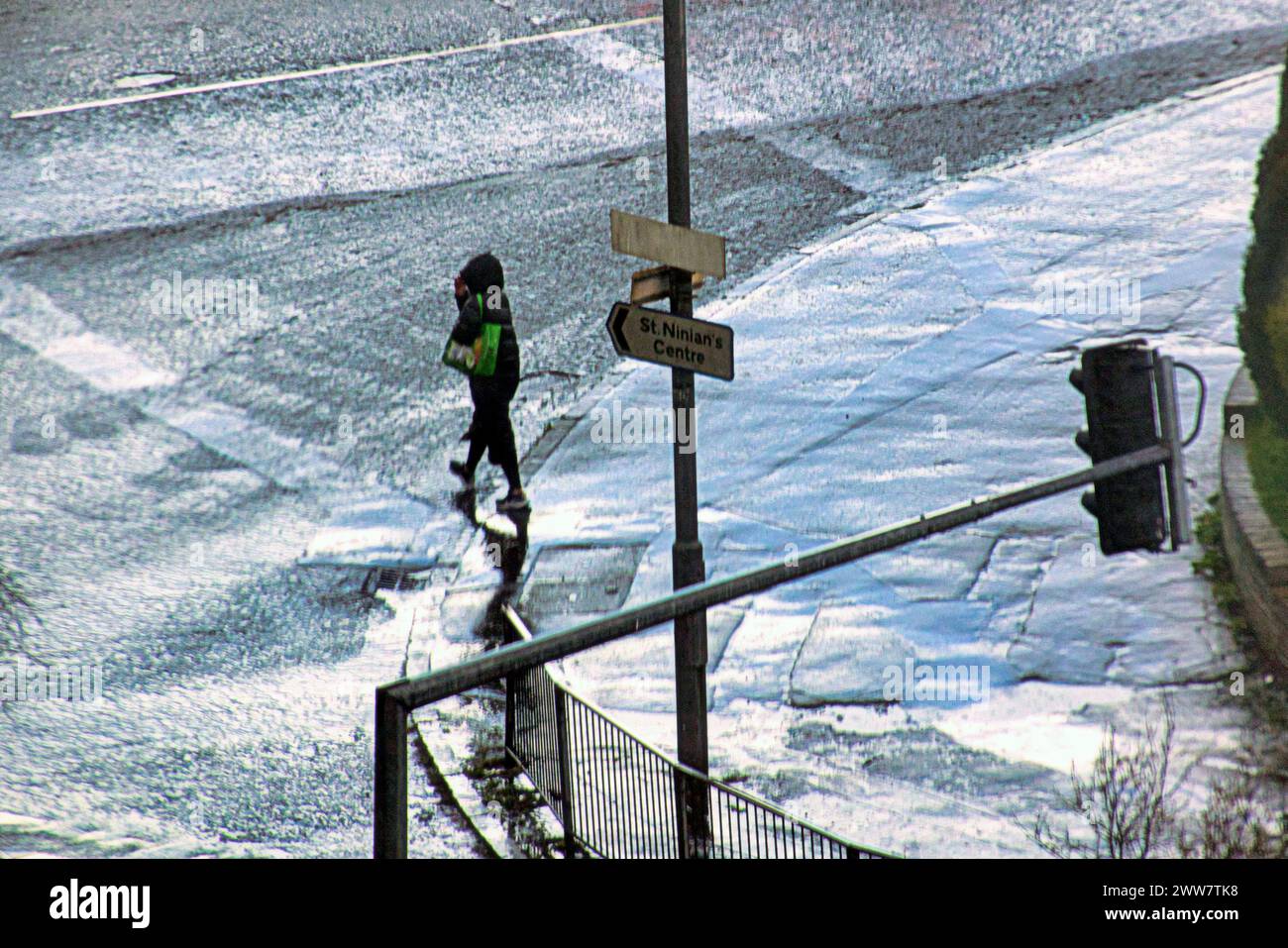 Glasgow, Scotland, UK. 22nd March, 2024: UK Weather: Gusty spring ...