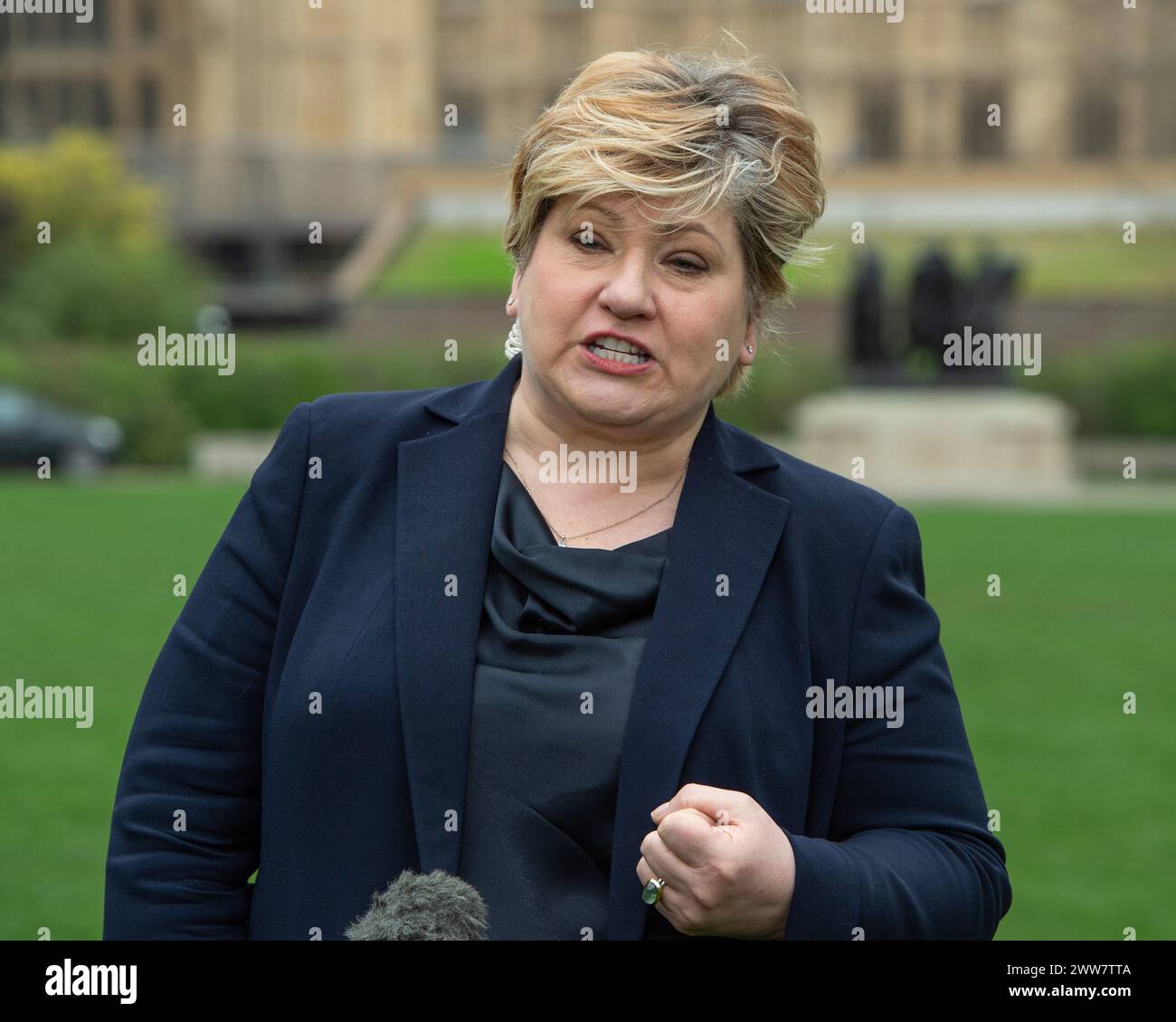 Emily thornberry attorney general hi-res stock photography and images ...