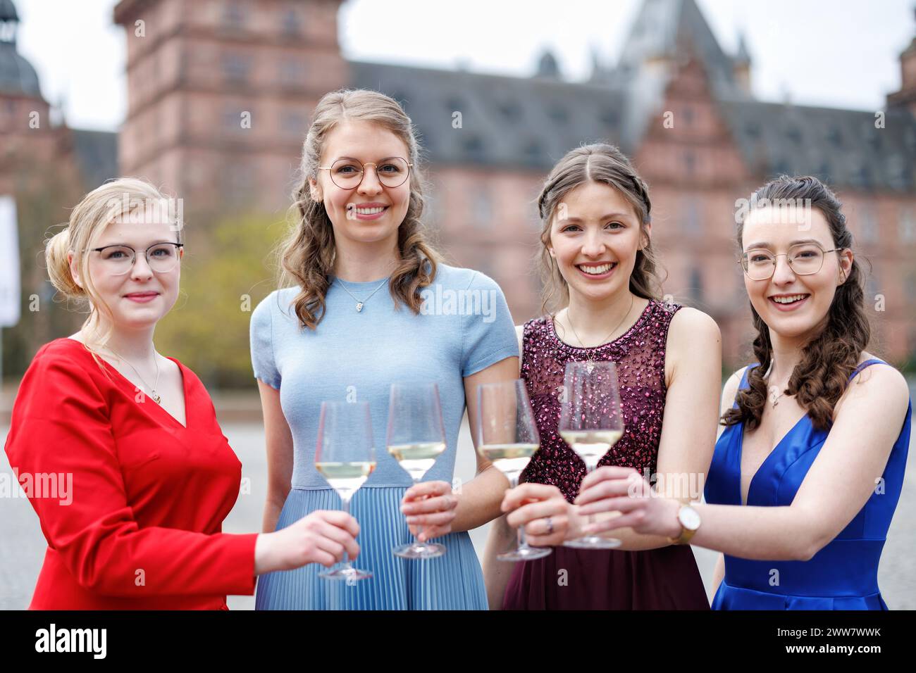 22 March 2024, Bavaria, Aschaffenburg: Laetitia Stockmeyer (l), Anne ...