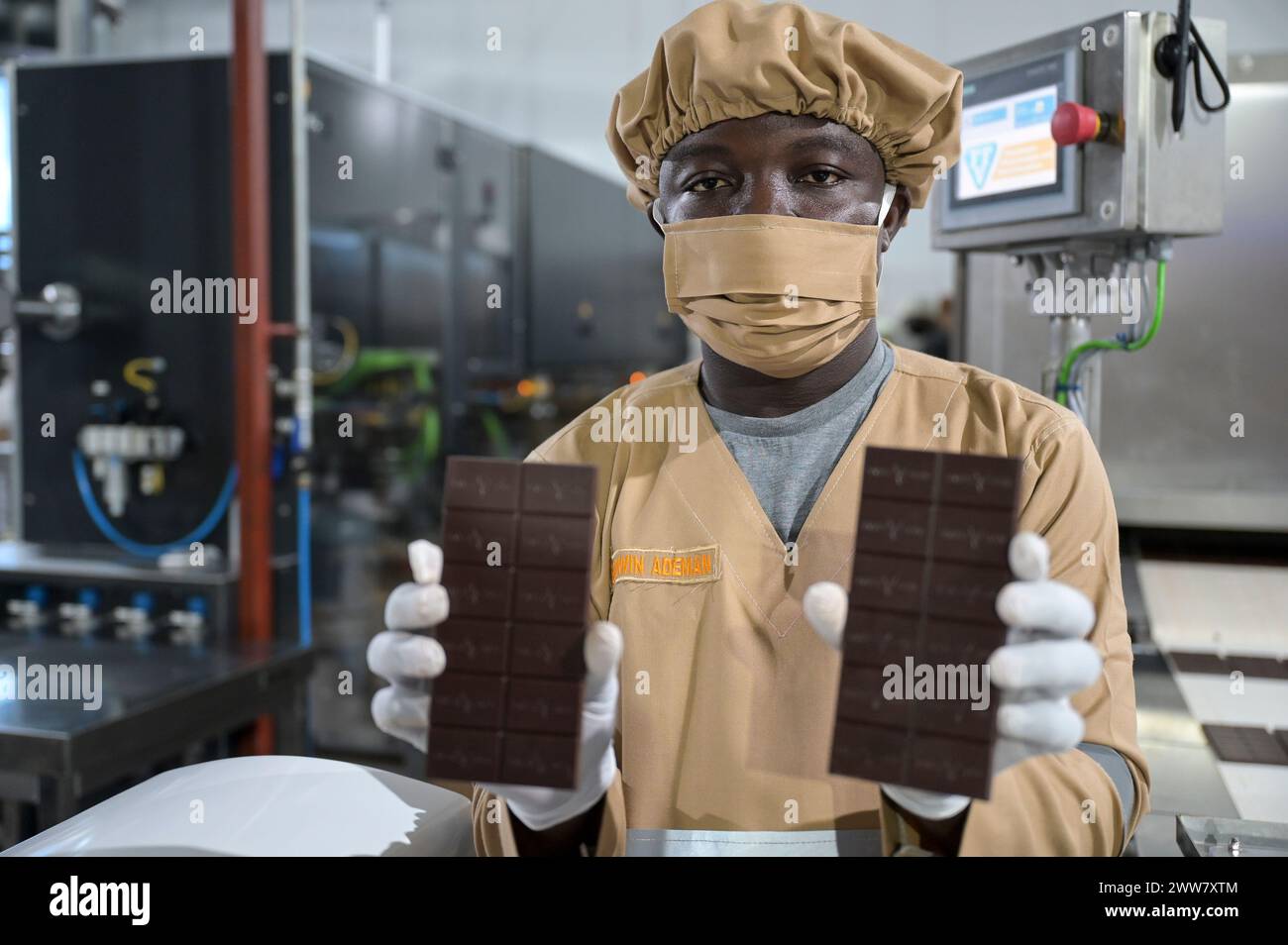 GHANA, village Amanese, cocoa processing, chocolate factory fairafric ...