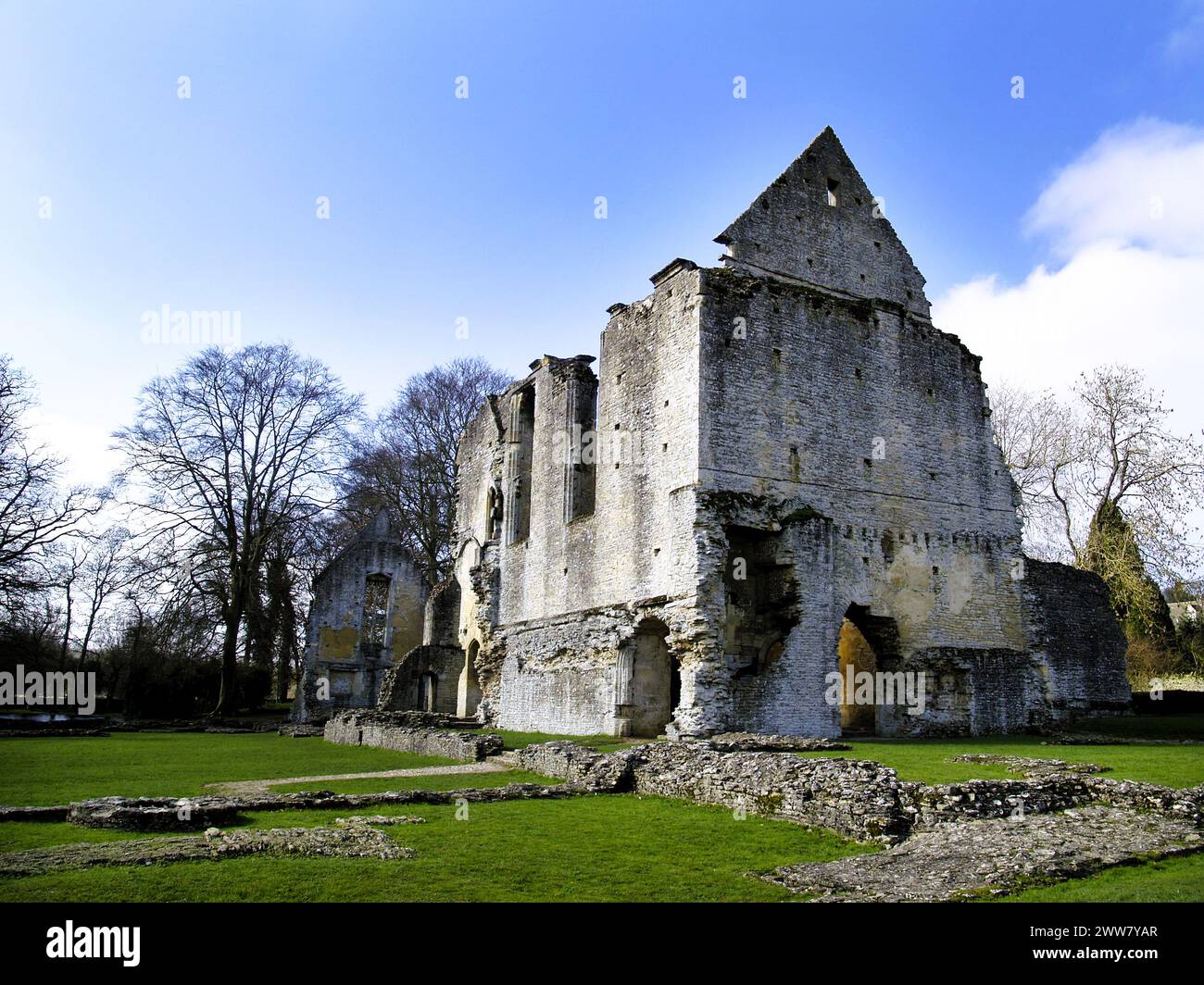 The ruins of Minster Lovell Hall Oxfordshire now an English Heritage ...
